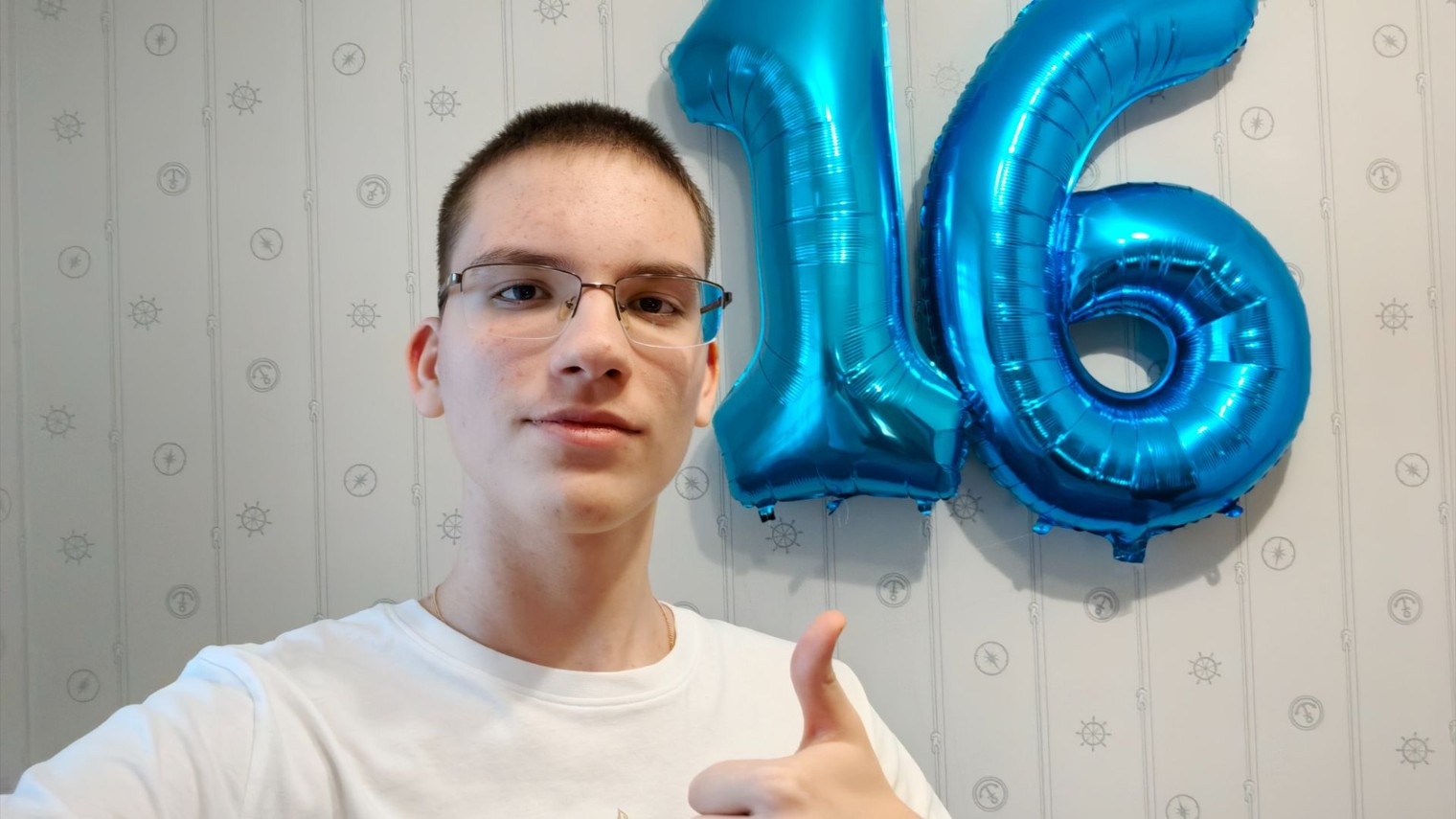 Крутой Даня 😎