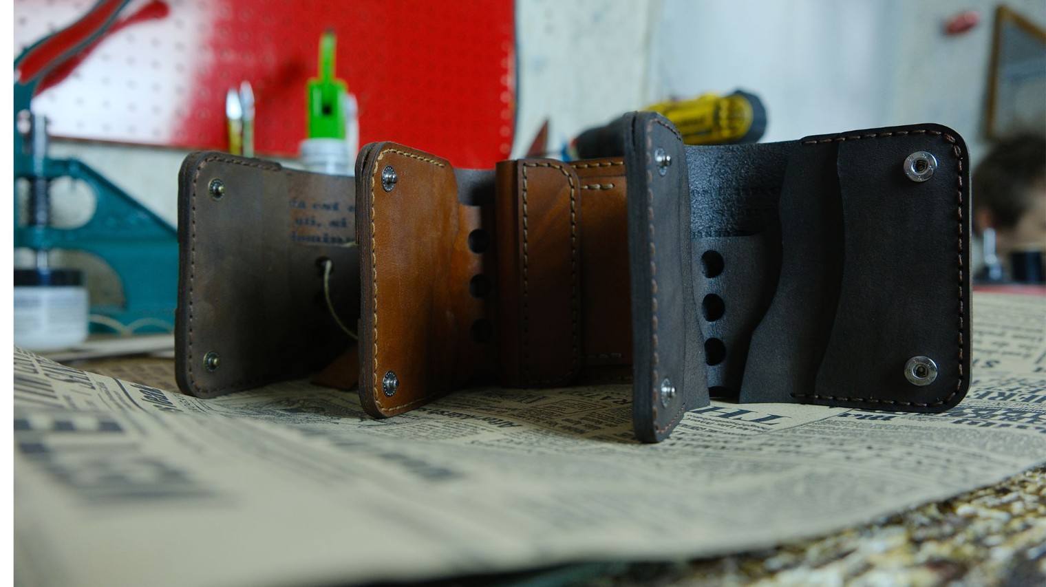 Т14. Авторские работы из натуральной кожи.