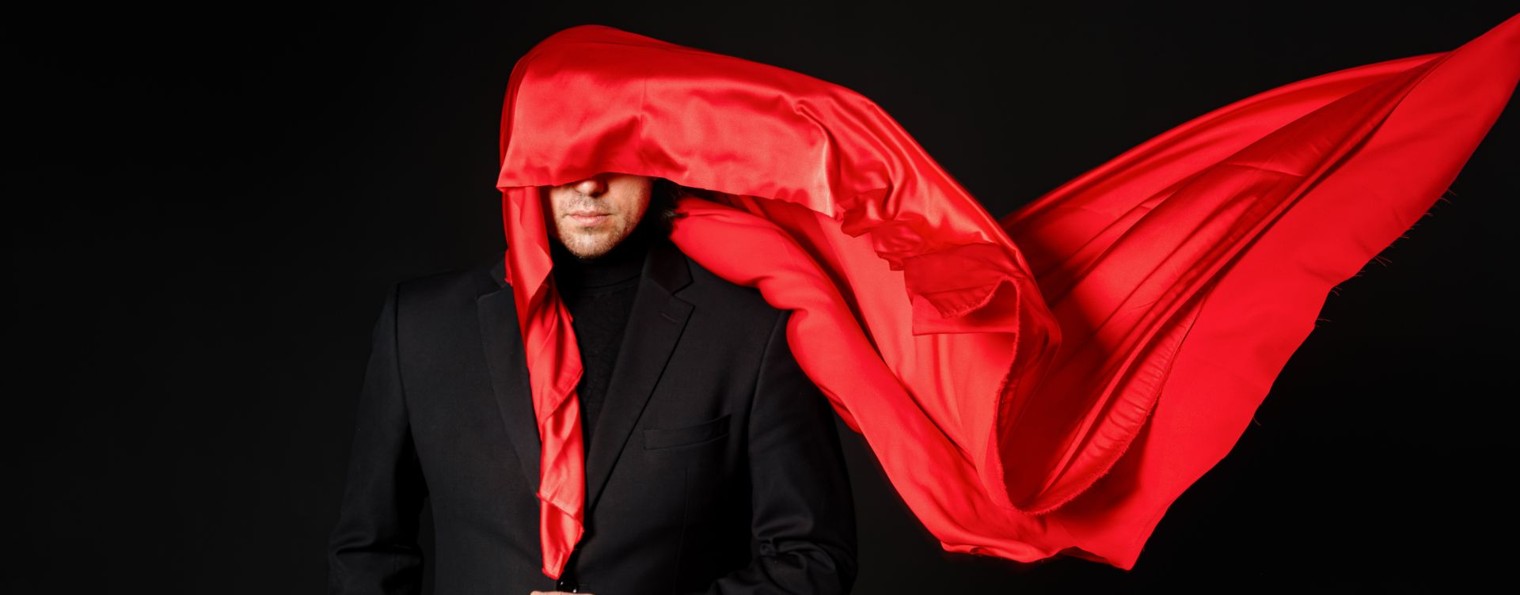 Денис Осташов