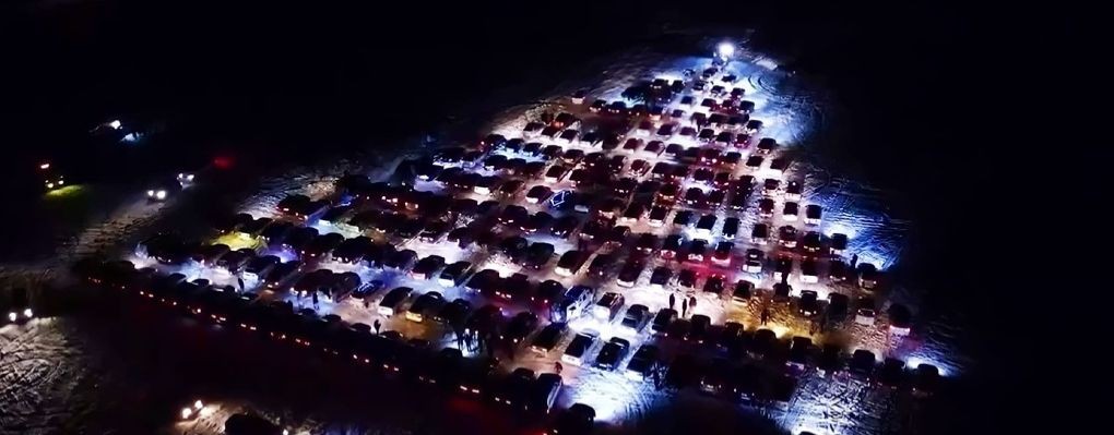 АвтоЁлка — новогодний флешмоб и автомобильная ёлка