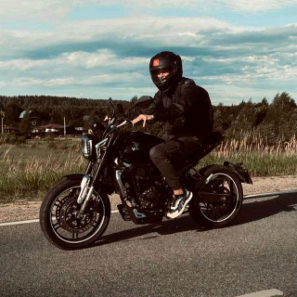 Юрий "SwOrD87 Мото"