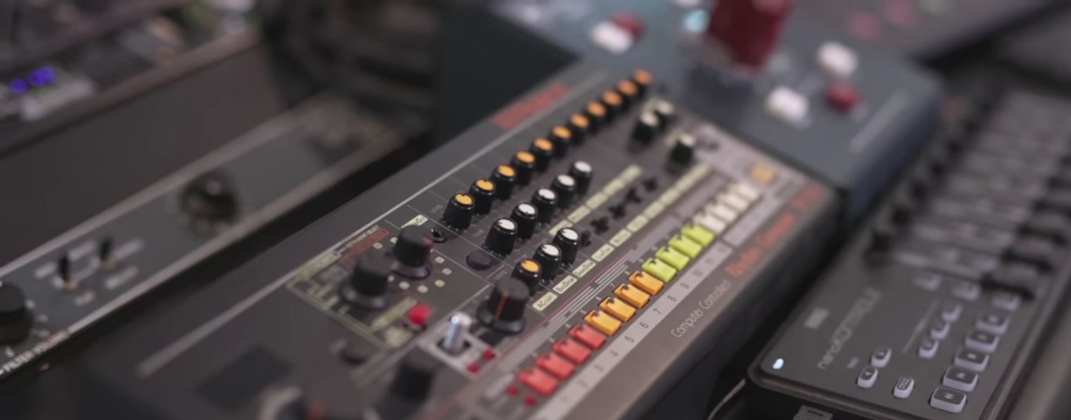 Вселенная Regor B