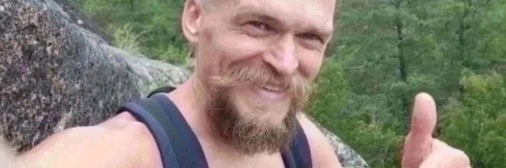 Виктор Костёр