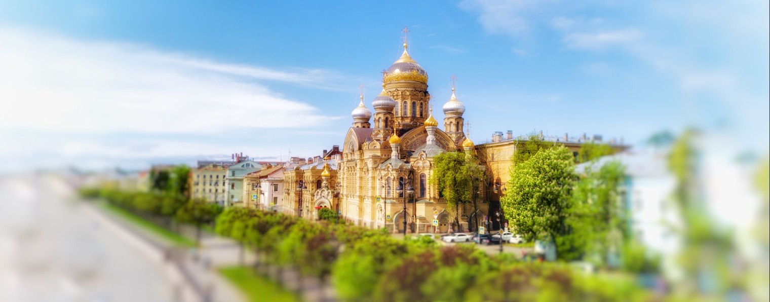 ОПТИНСКОЕ ПОДВОРЬЕ В САНКТ-ПЕТЕРБУРГЕ