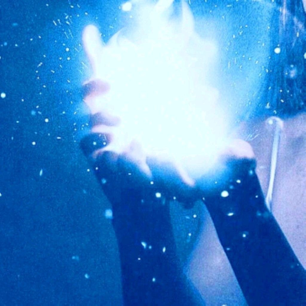 -ˏ`̩̥̩✰꙳☭♪𝑳𝒆𝒆 𝑬𝒍𝒍⊹✰·˚ ༘ ꒱
