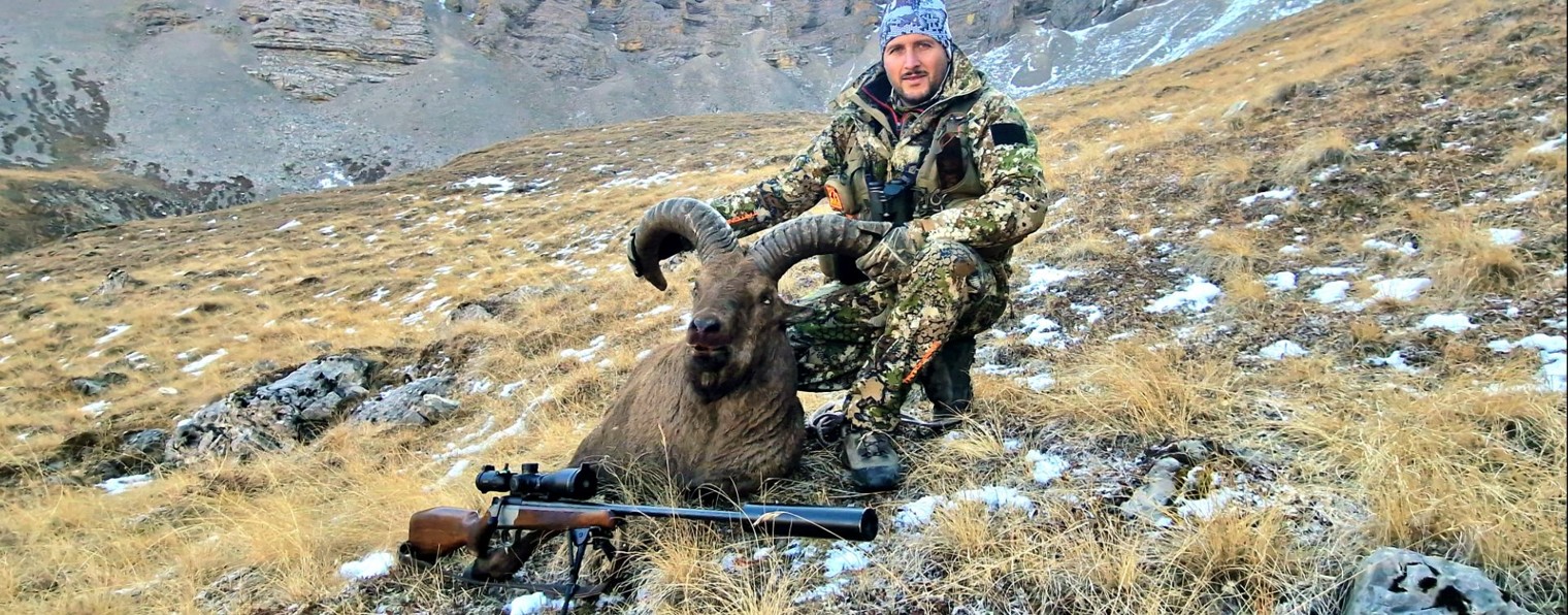 КАБАНОБОЙ