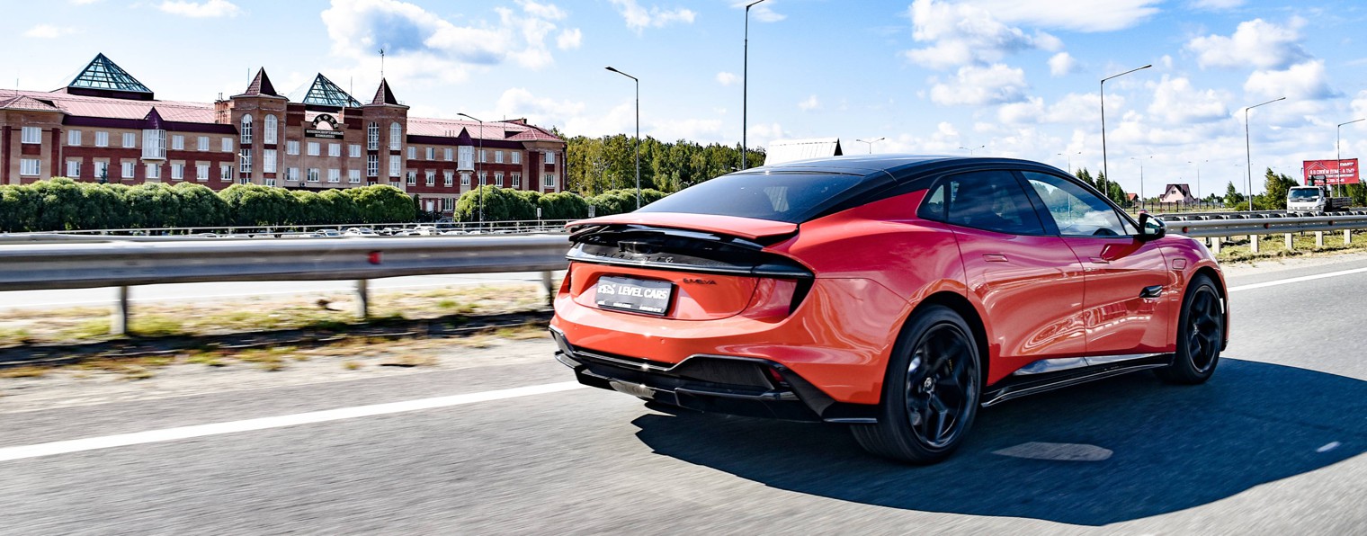 Это Краснов