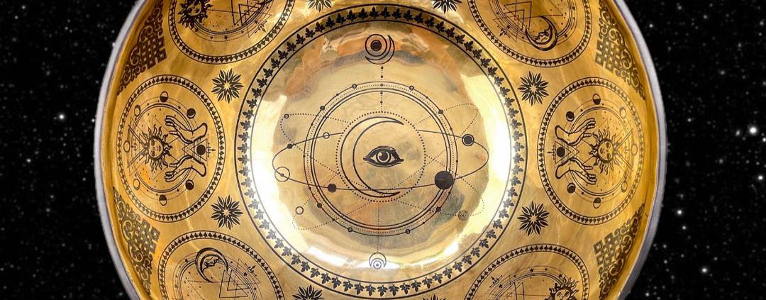 ПОЮЩИЕ МЕТАЛЛЫ