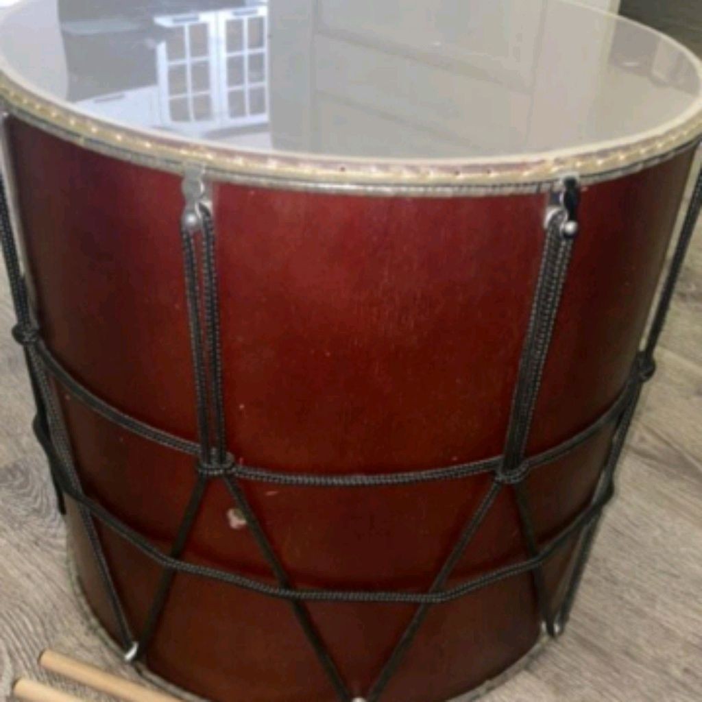 Барабан и музыка!