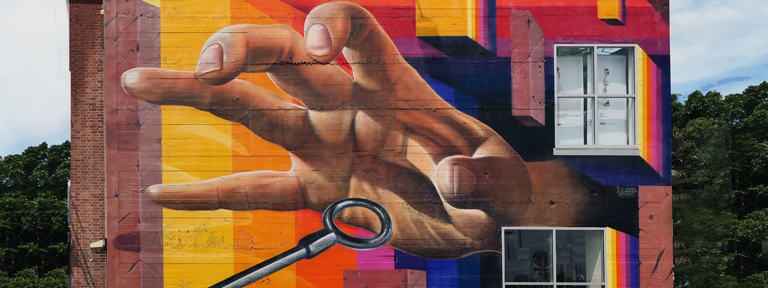 Смешанная смешная реальность.