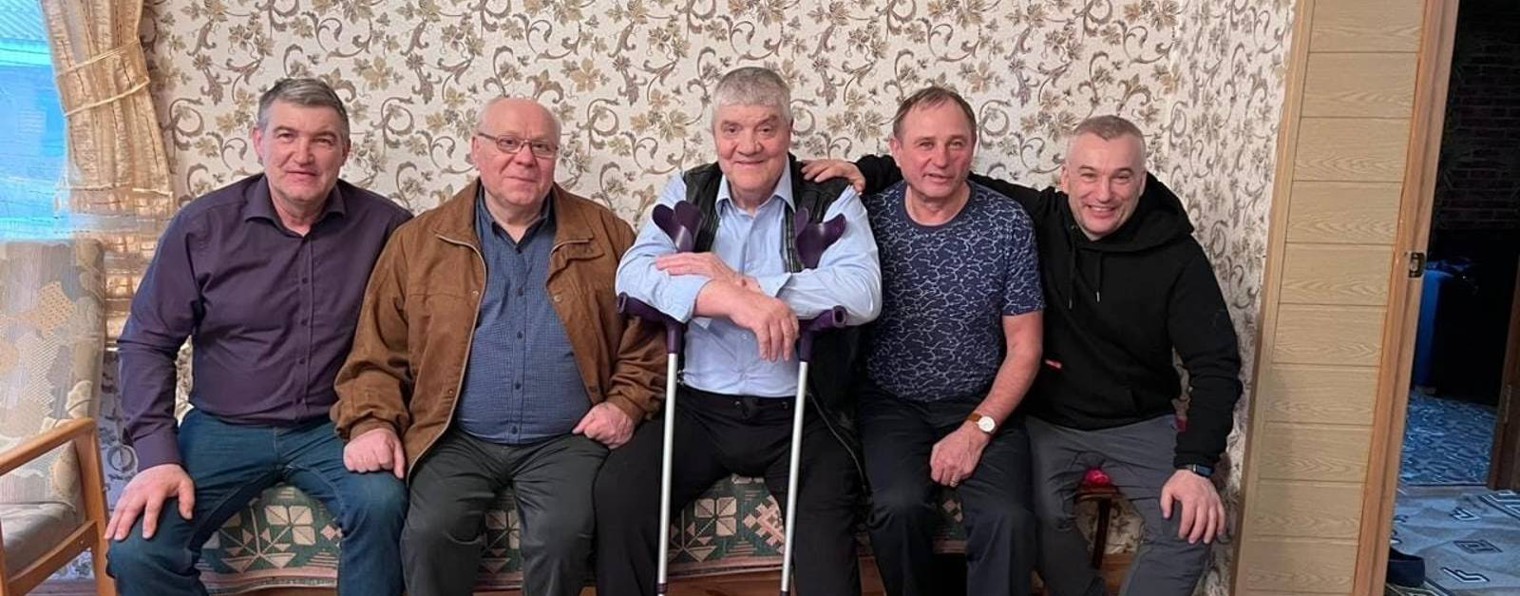 Виктор Крикунов, тюремное братство