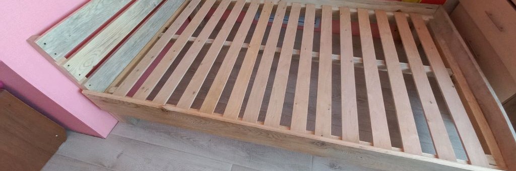 Старый стул