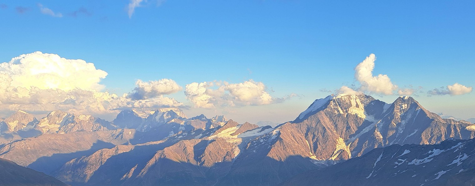 AZARGAEV не только про финансы