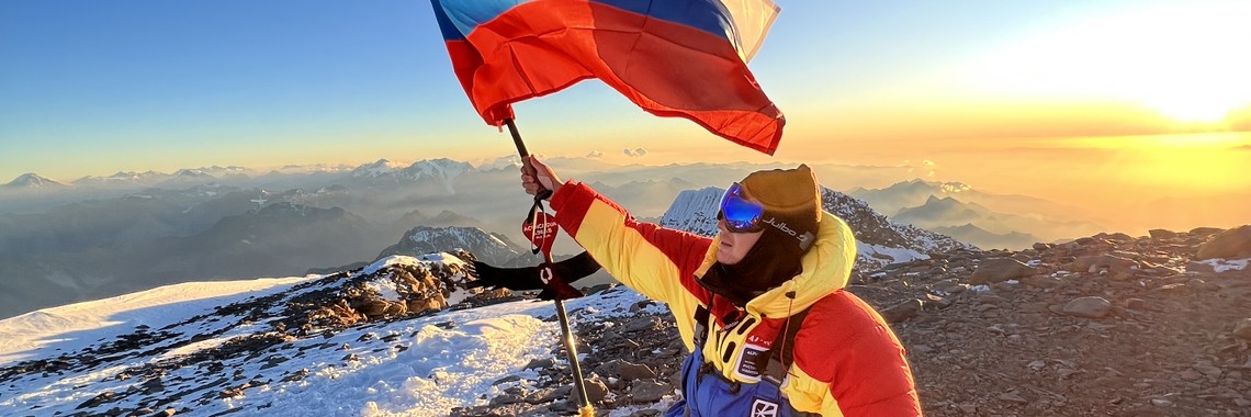 Рустам Набиев