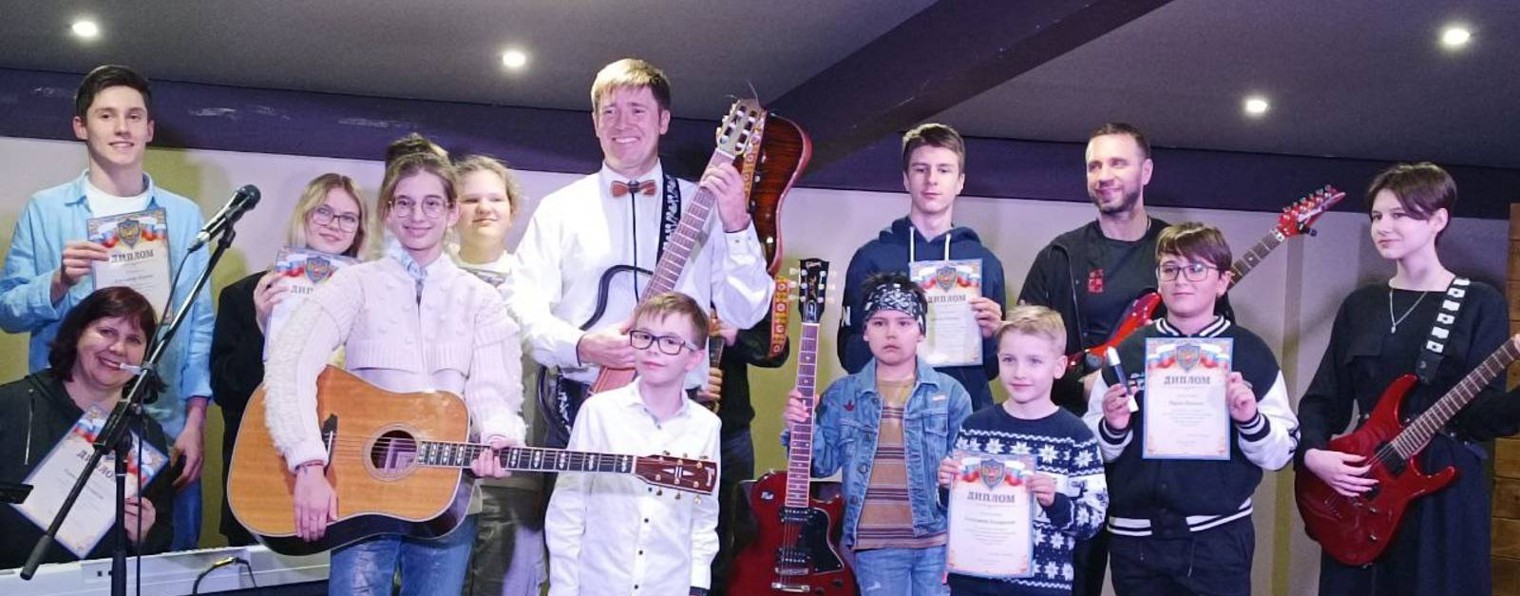 Сто гитар. Школа гитары Тимофея Столярова