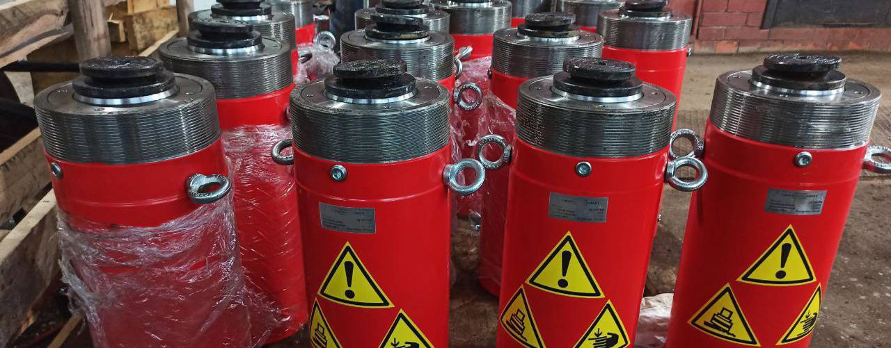 Гидравлический инструмент