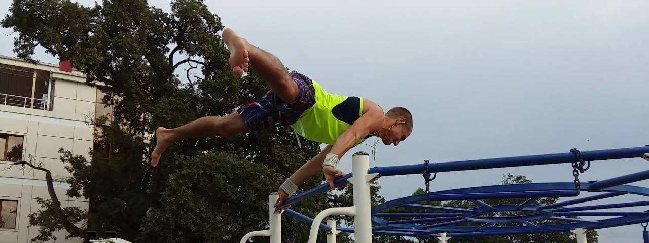 МАКСИМ МАЧИХИН