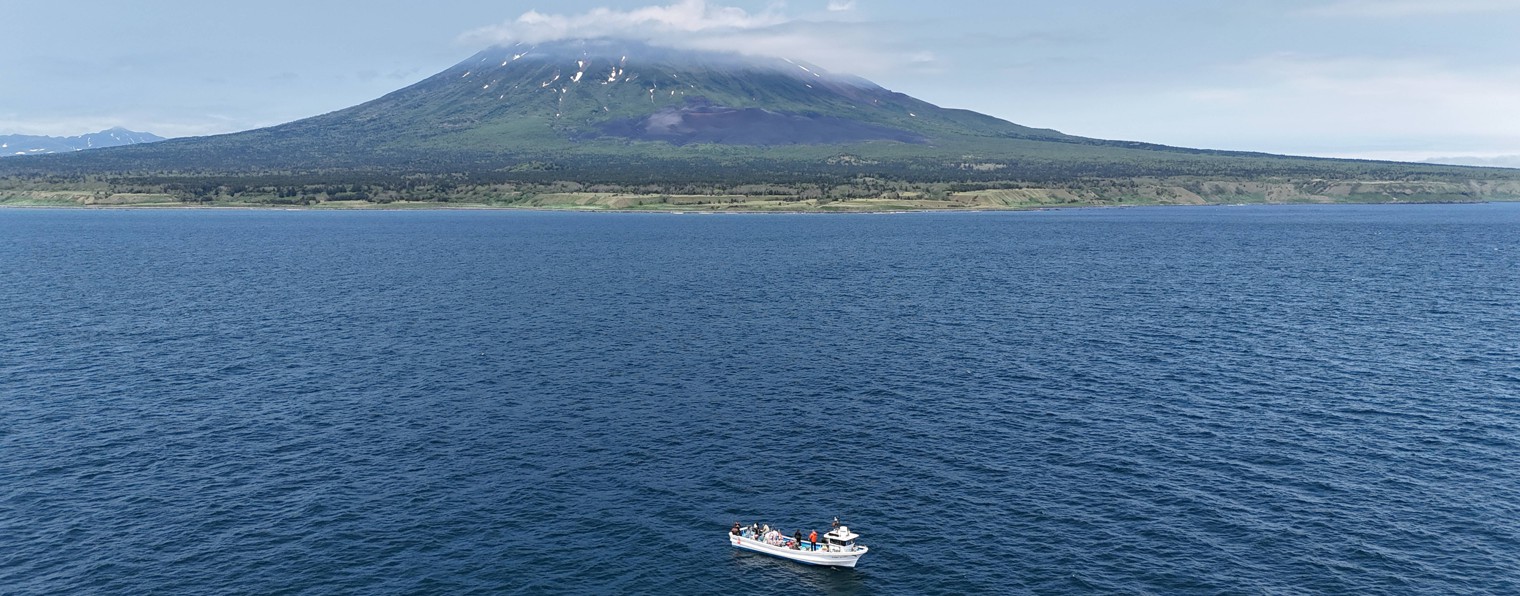 Искатели приключений .