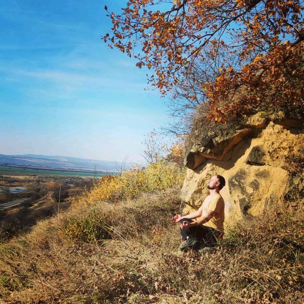 Данил Синявин