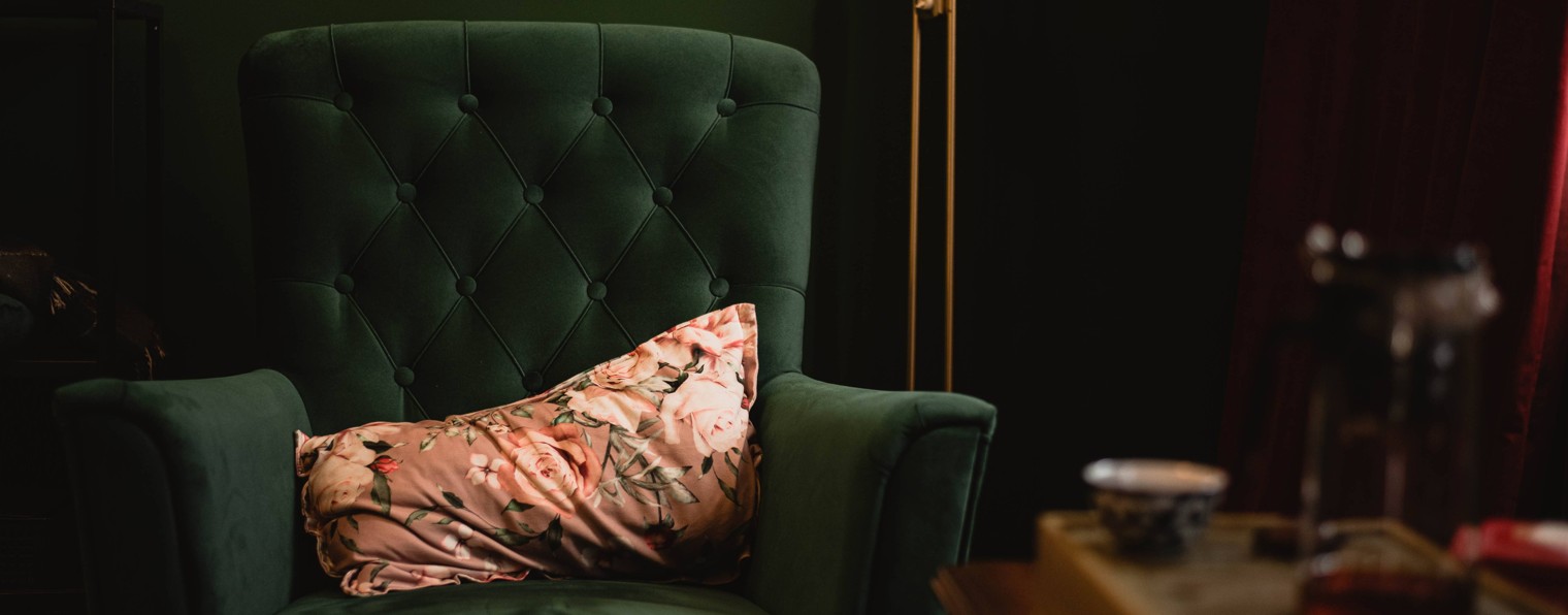 Профессиональный психолог Антон Толстобров