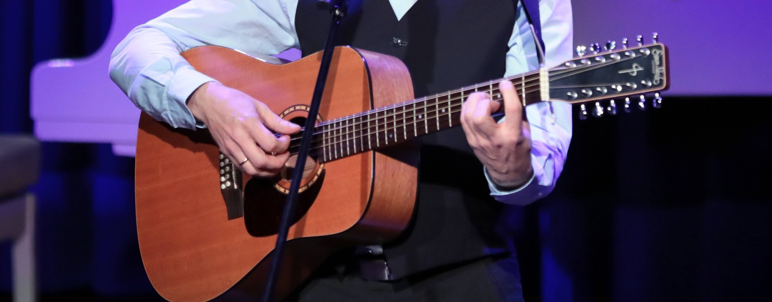 Андрей Орехов