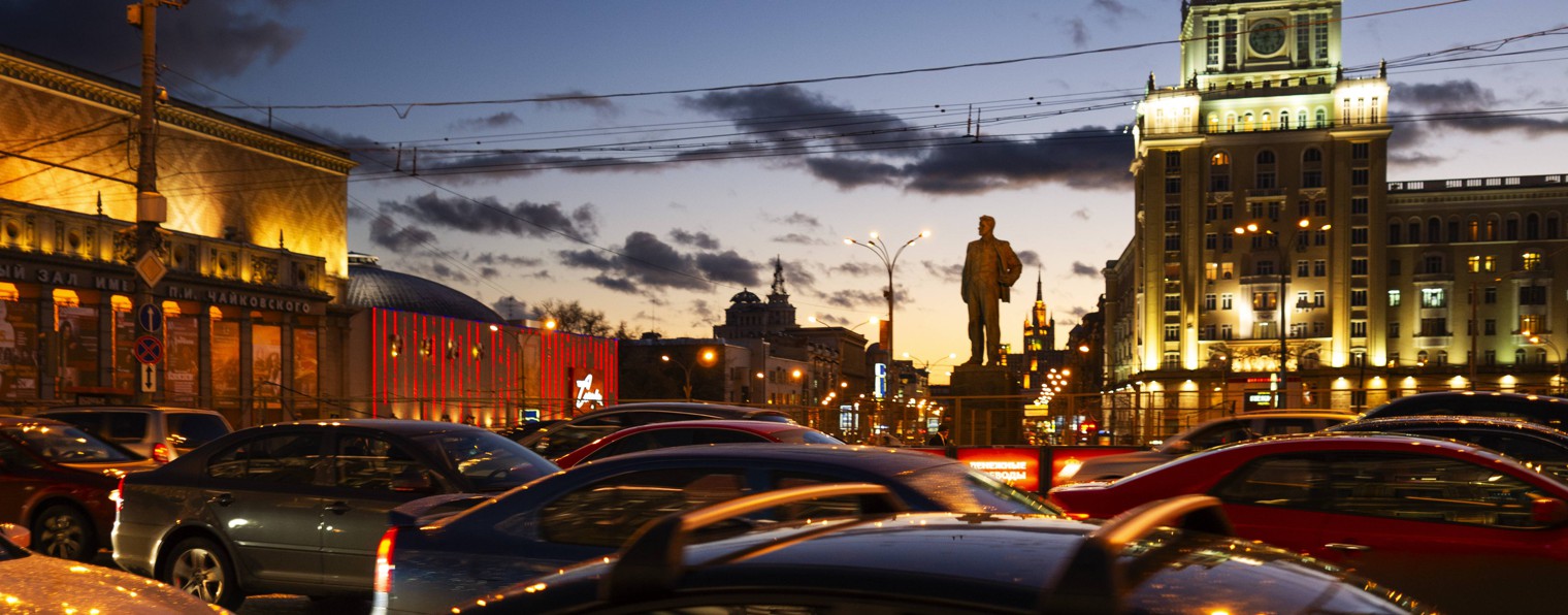 Анатолий Иванов