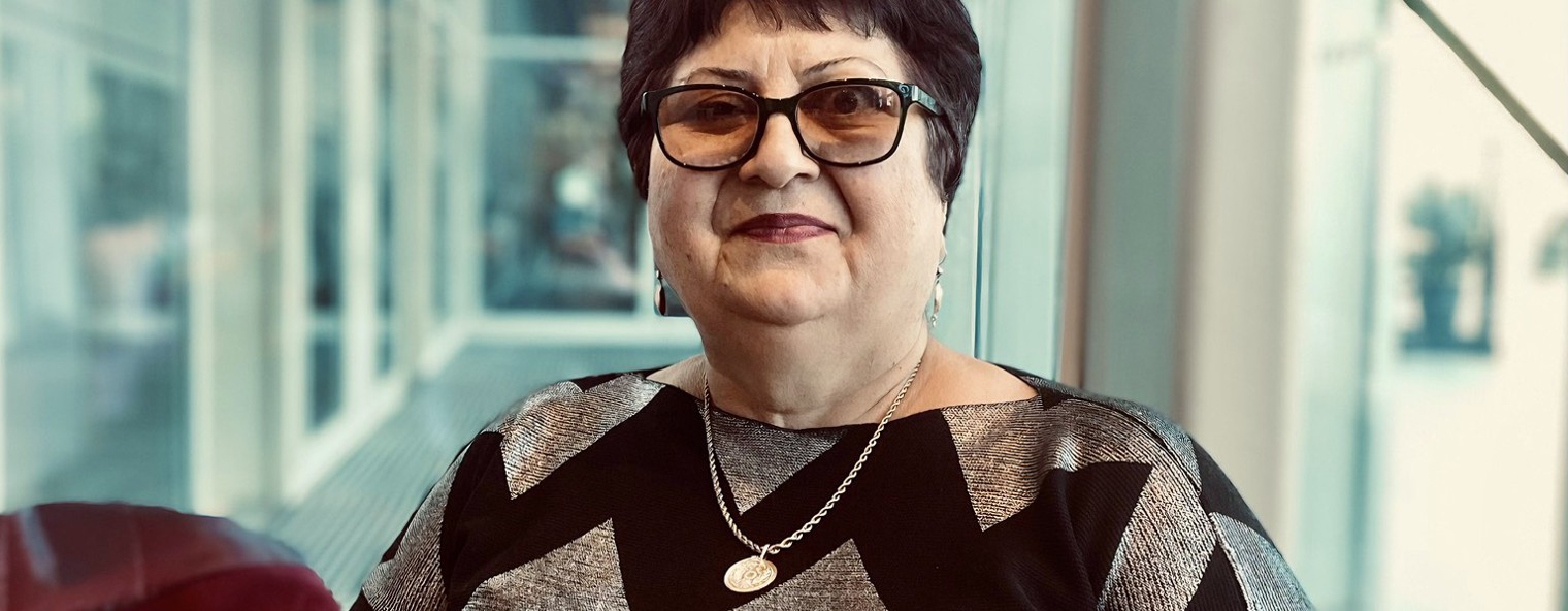 IN GULNAZ’S KITCHEN