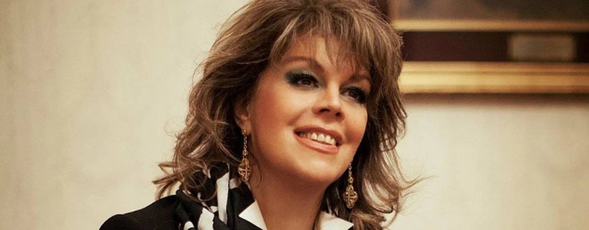 Любовь Казарновская