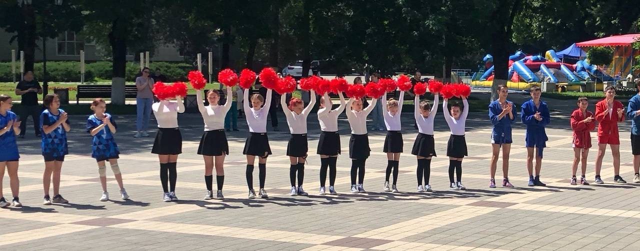 СПОРТИВНАЯ  ШКОЛА  "ЮНОСТЬ"