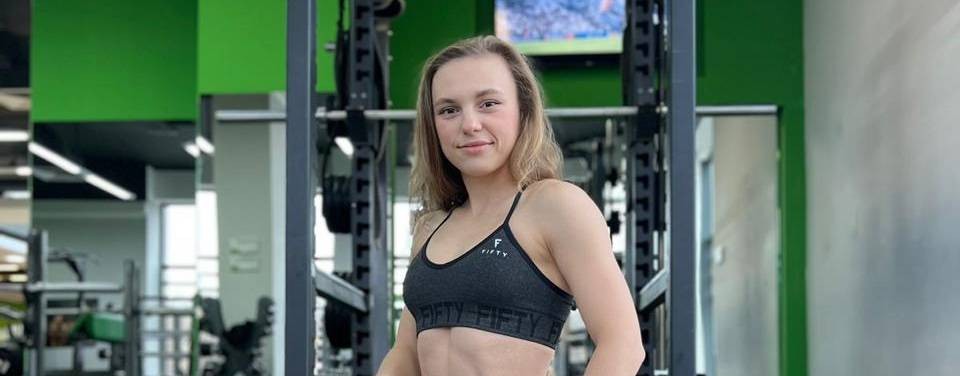 Тренер Виктория Колесникова