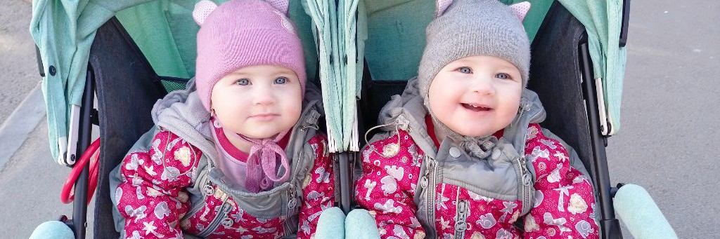 Няшки - близняшки