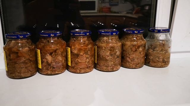 Тушёнка из свинины в афганском казане.