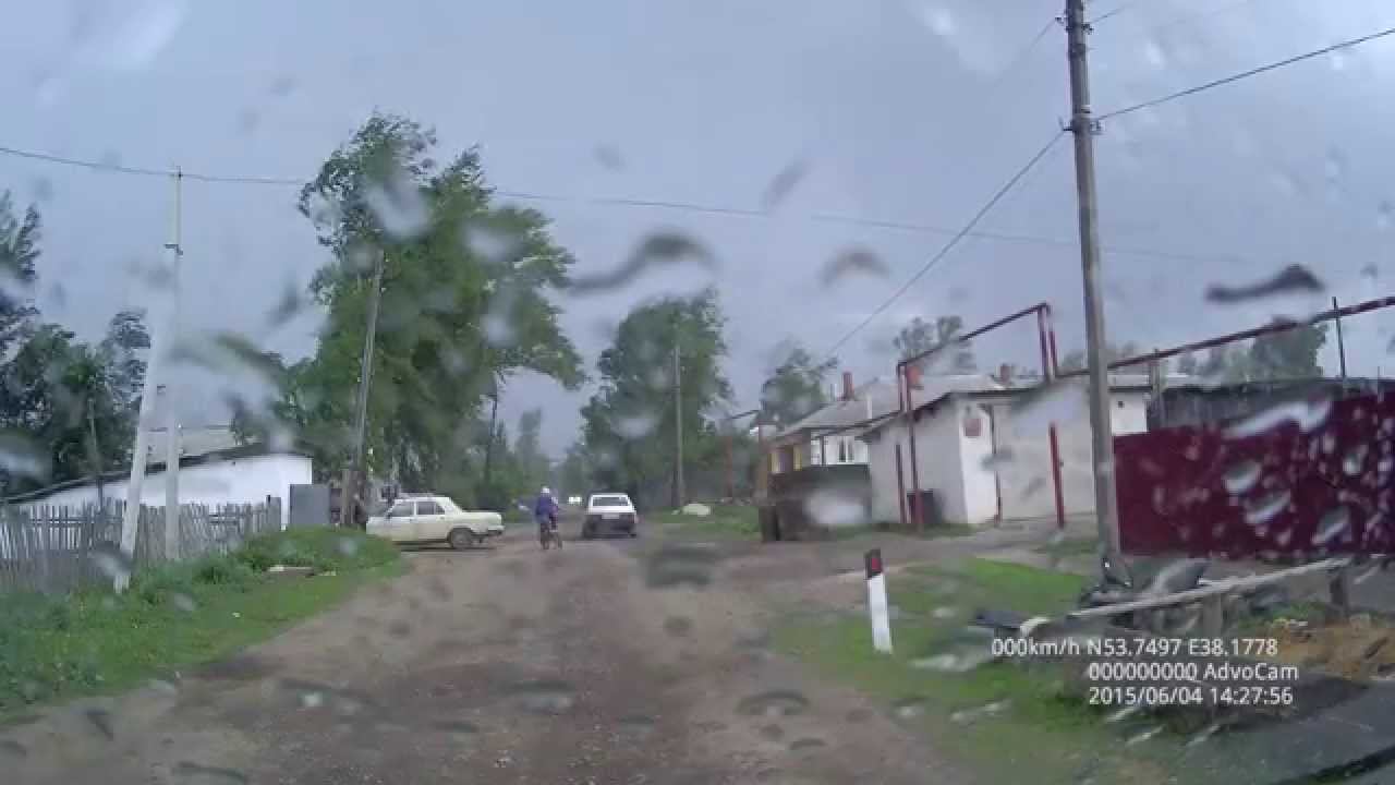 велосипедисту повезло.