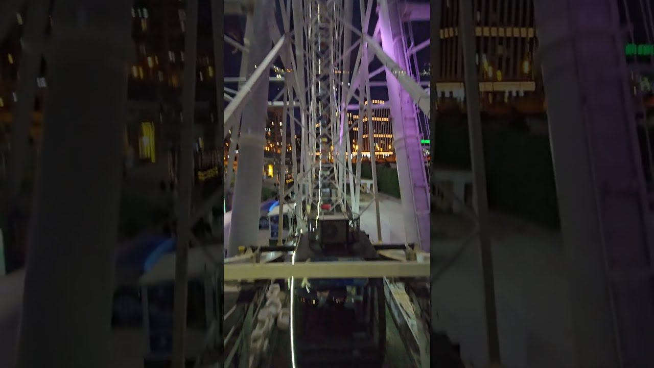 Казань.. 2024 г. все кабинки под какой-то страны и музыка играет этой страны.