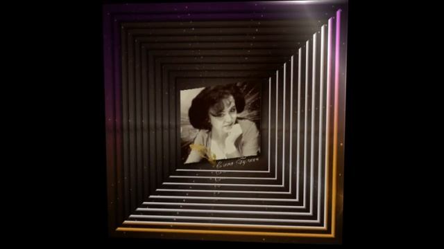 Видео заставка - Портрет поэтессы в красивой объемной рамке