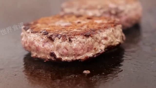 Сочный бургер с большой котлетой!Корейская_уличная_еда