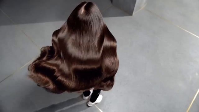 Медведева волосы