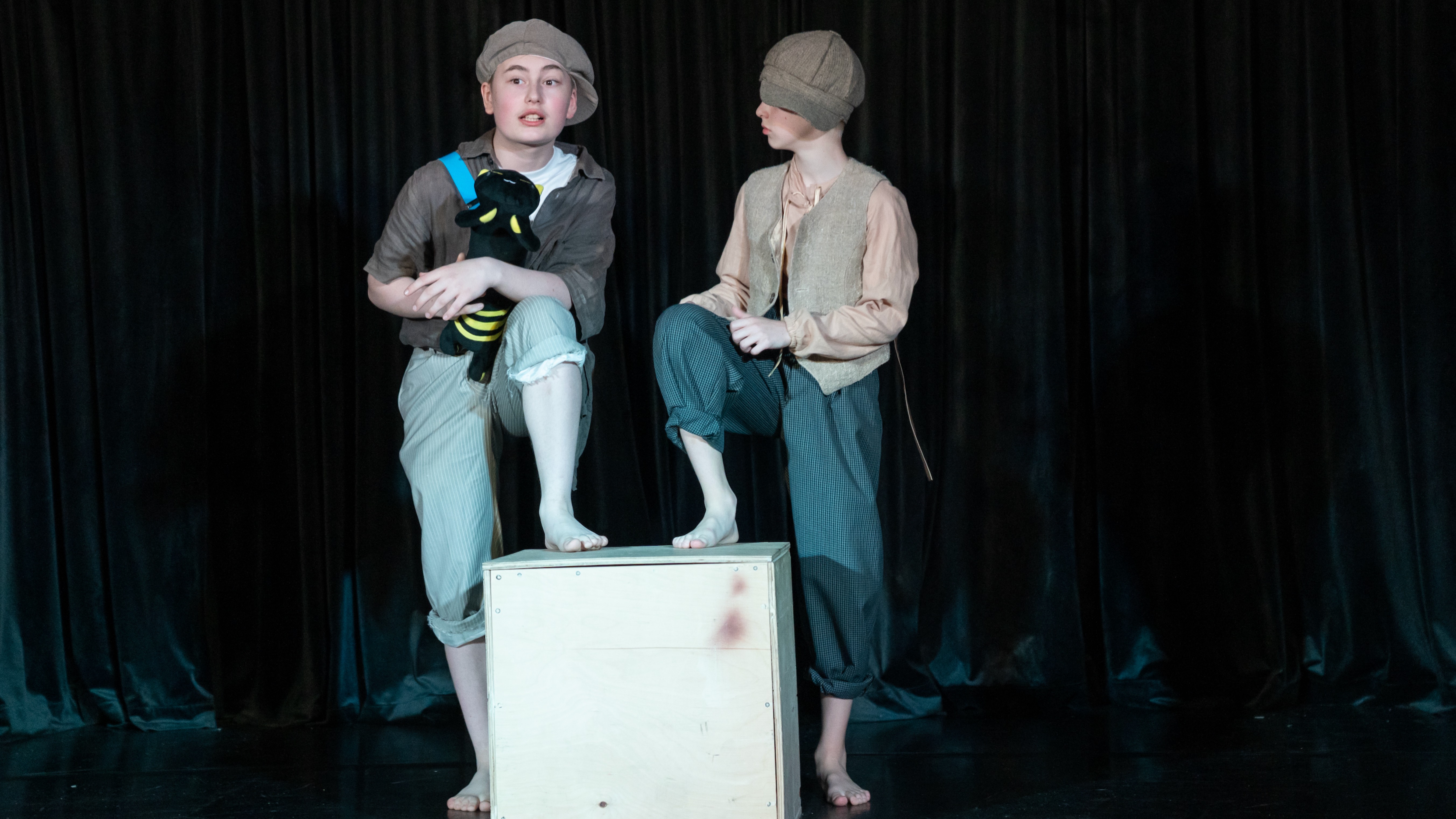 Том Сойер. Сцены