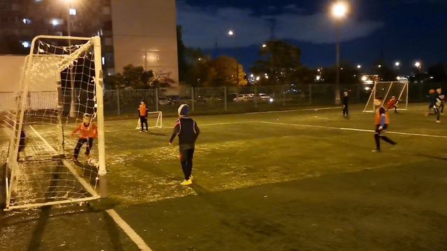 Гол в нановорота на тренировке