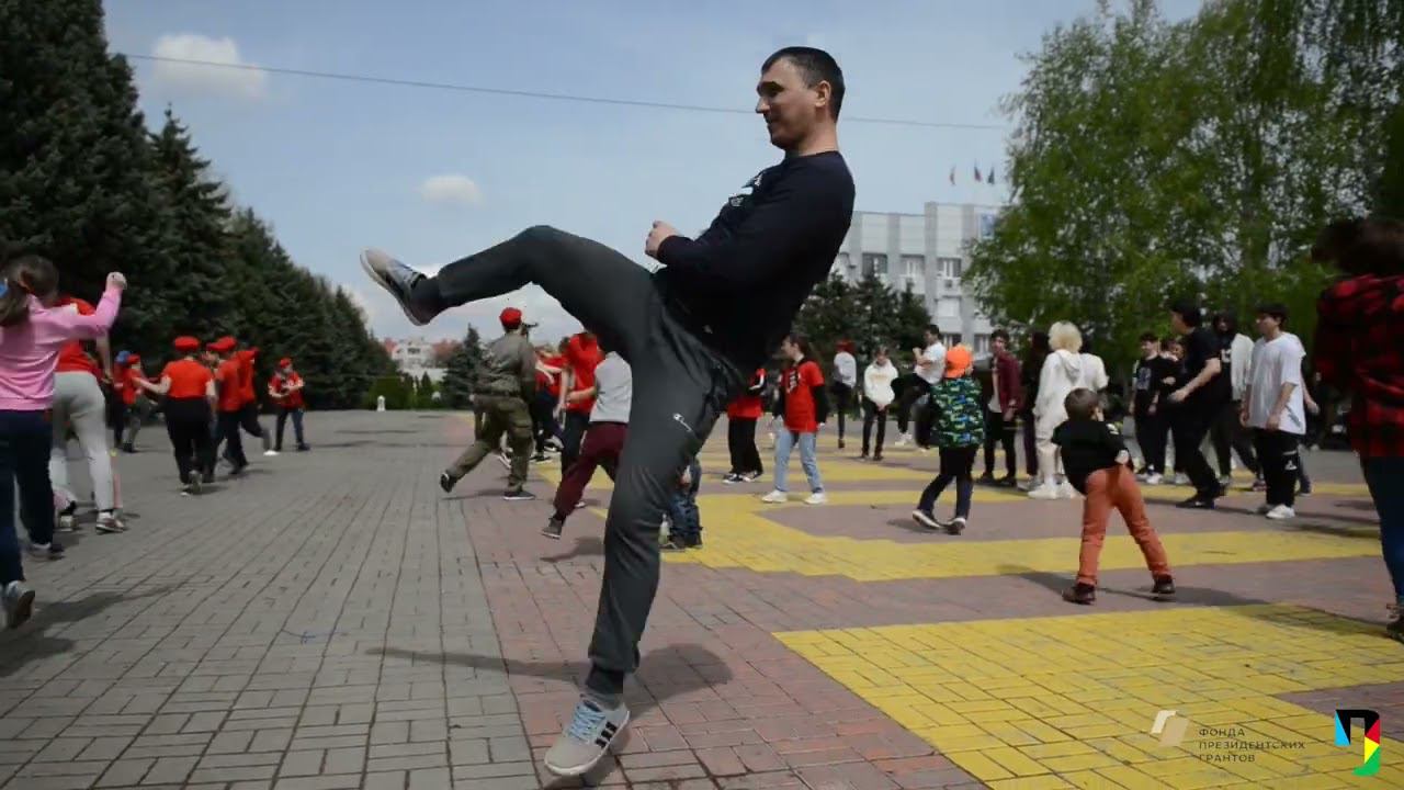 Народная зарядка с чемпионом