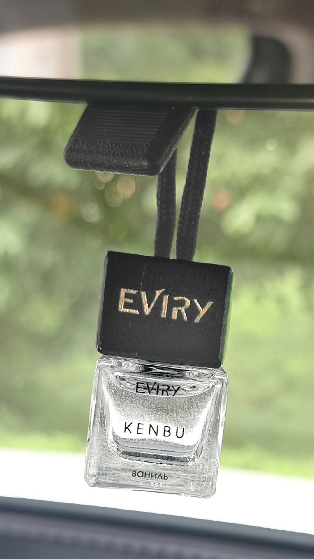 Ароматизатор для автомобиля ваниль. Автопарфюм EVIRY. Диффузор в машину KENBU. Аксессуары для авто