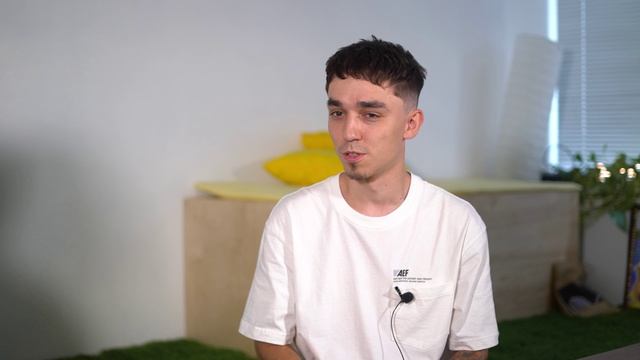 Отзыв сотрудника. Максим - 3D motion дизайнер компании b2b-creative.mp4