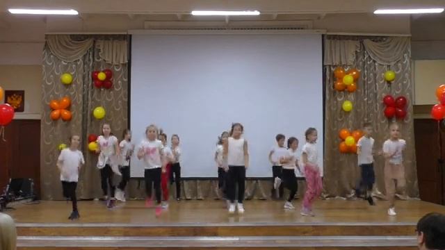 8 марта 2021. Поздравление от 2Б