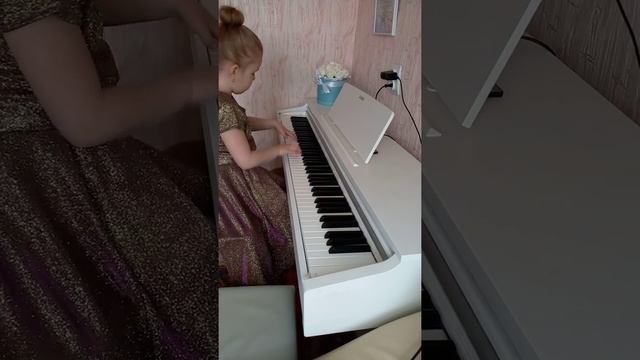 Александра Пермякова 7 лет П. И.  Чайковский "Баба Яга".mp4