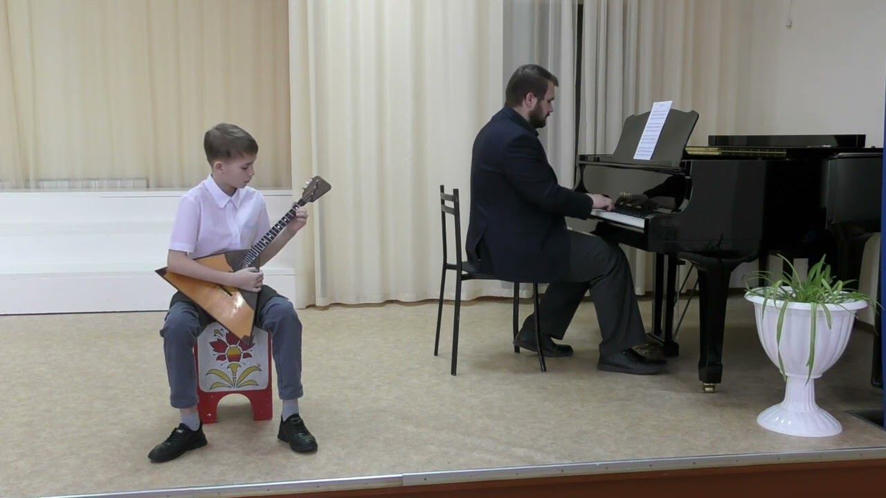 Михайлов Максим