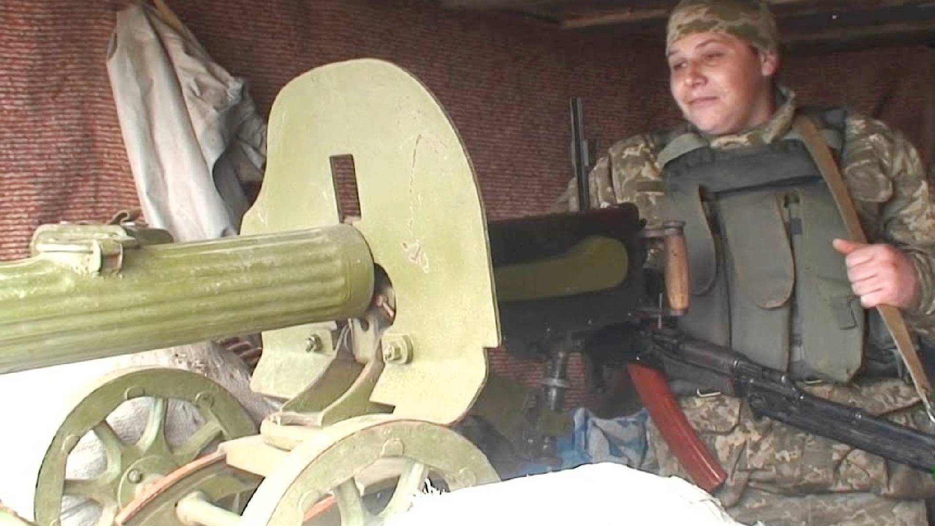 Пулемёт Максим и Максим-пулемётчик.