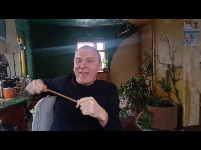 Хорошо на всём готовеньком - можно и помучиться. А почему бы и не помыслить? СК 4