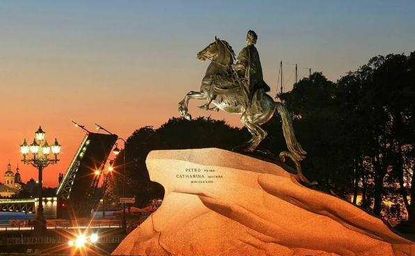 Анна Ахматова - Стихи о Петербурге.