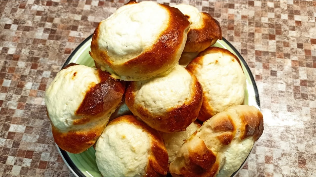 Ароматные пуховые ватрушки с творогом.