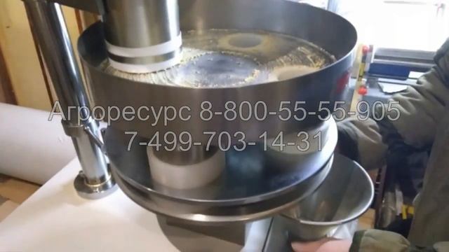 Видео работы дозатор объёмный сыпучих материалов KFG50 Foodatlas